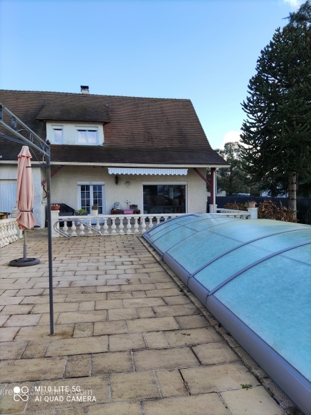 Maison 6 pièces à La Roche-Chalais de 170 m² en vente à 260000.00